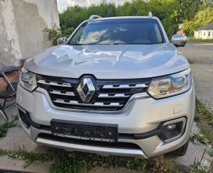 Grey Renault Alaskan 2017 in Kelme, with an engine capacity of 2.30 L and mileage of 238 thousand km for 9700 €, photo 3 on AUTOMOTO.COM.LV