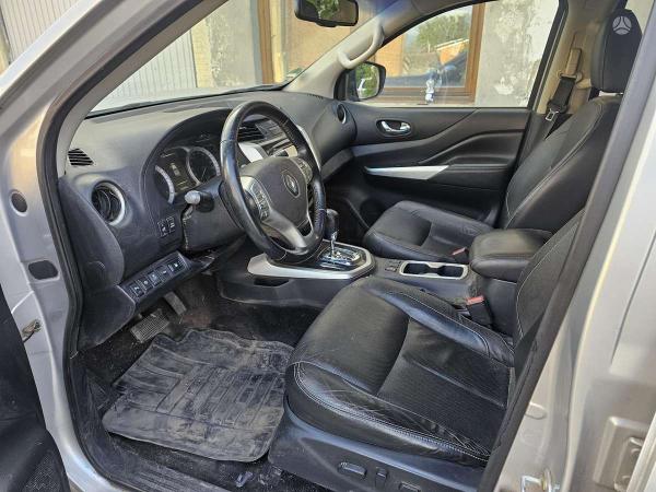 Grey Renault Alaskan 2017 in Kelme, with an engine capacity of 2.30 L and mileage of 238 thousand km for 9700 €, photo 8 on AUTOMOTO.COM.LV