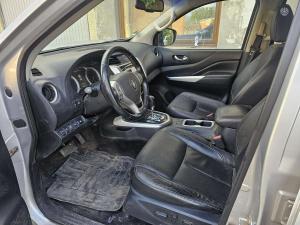 Grey Renault Alaskan 2017 in Kelme, with an engine capacity of 2.30 L and mileage of 238 thousand km for 9700 €, photo 9 on AUTOMOTO.COM.LV