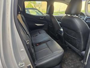 Grey Renault Alaskan 2017 in Kelme, with an engine capacity of 2.30 L and mileage of 238 thousand km for 9700 €, photo 15 on AUTOMOTO.COM.LV