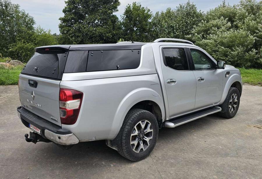 Grey Renault Alaskan 2017 in Kelme, with an engine capacity of 2.30 L and mileage of 238 thousand km for 10800 €, photo 6 on AUTOMOTO.COM.LV