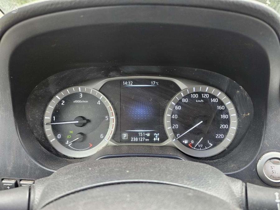 Grey Renault Alaskan 2017 in Kelme, with an engine capacity of 2.30 L and mileage of 238 thousand km for 10800 €, photo 11 on AUTOMOTO.COM.LV