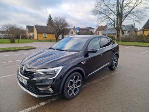 Black Renault Arkana 2021 in Taurage, with an engine capacity of 1.30 L and mileage of 45 thousand km for 14200 €, photo  on AUTOMOTO.COM.LV