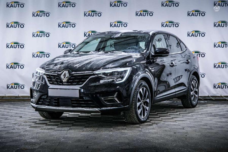 Black Renault Arkana 2021 in Kaunas, with an engine capacity of 1.60 L and mileage of 182 thousand km for 15990 €, photo 1 on AUTOMOTO.COM.LV