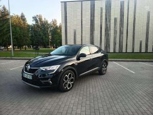 Black Renault Arkana 2021 in Taurage, with an engine capacity of 1.60 L and mileage of 164 thousand km for 13000 €, photo 3 on AUTOMOTO.COM.LV