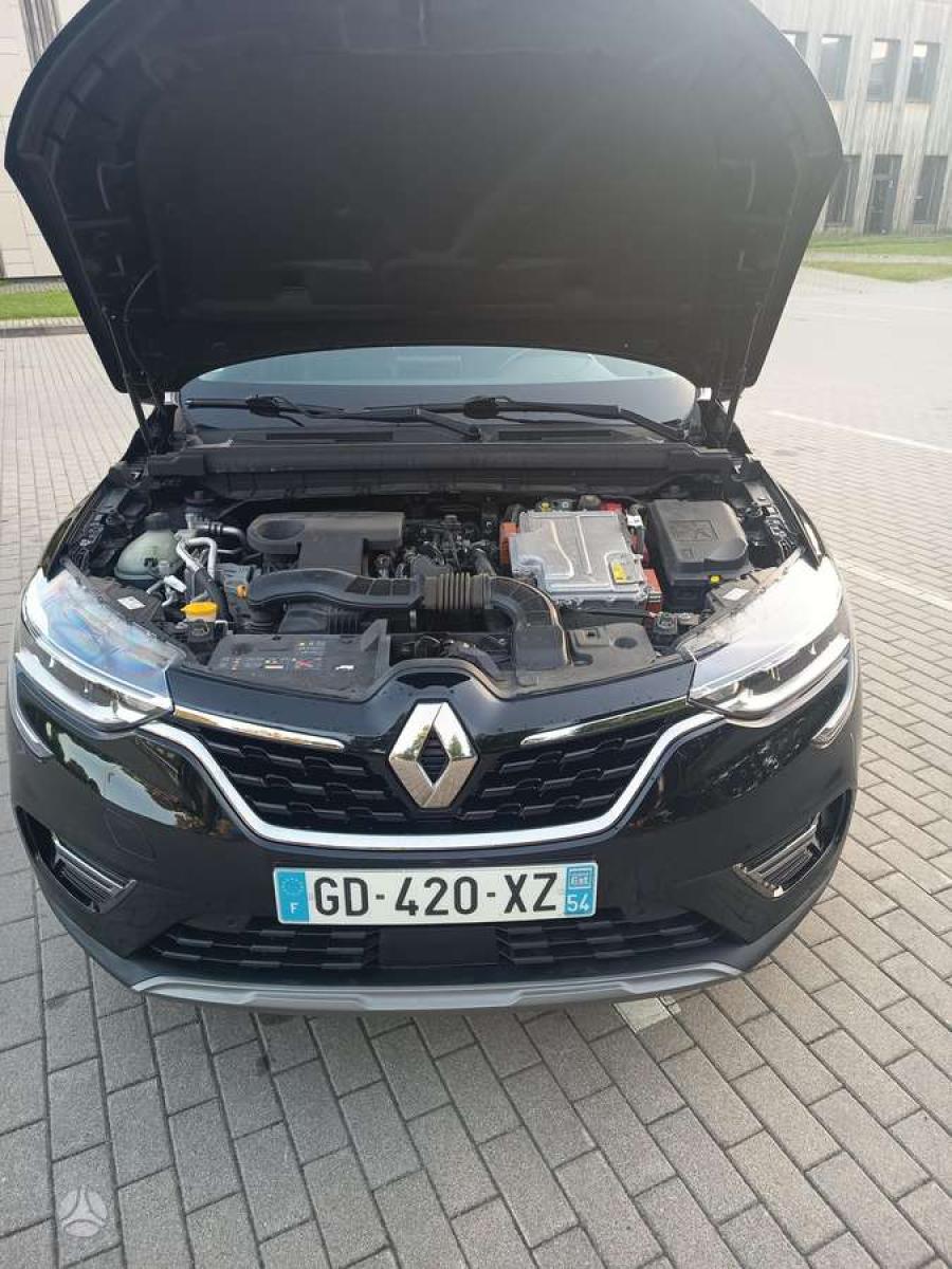 Black Renault Arkana 2021 in Taurage, with an engine capacity of 1.60 L and mileage of 164 thousand km for 13000 €, photo 20 on AUTOMOTO.COM.LV
