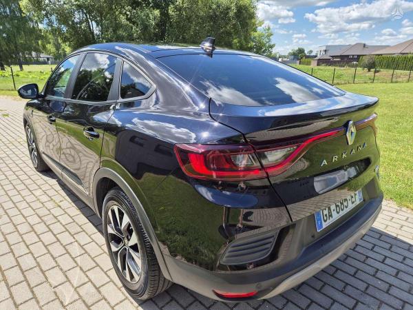 Черный Рено Arkana 2021 в Таураге, объемом двигателя 1.60 л и пробегом 227 тыс. км за 10900 €, фото 6 на AUTOMOTO.COM.LV