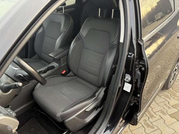 Black Renault Arkana 2022 in Kaunas, with an engine capacity of 1.30 L and mileage of 180 thousand km for 13900 €, photo 11 on AUTOMOTO.COM.LV