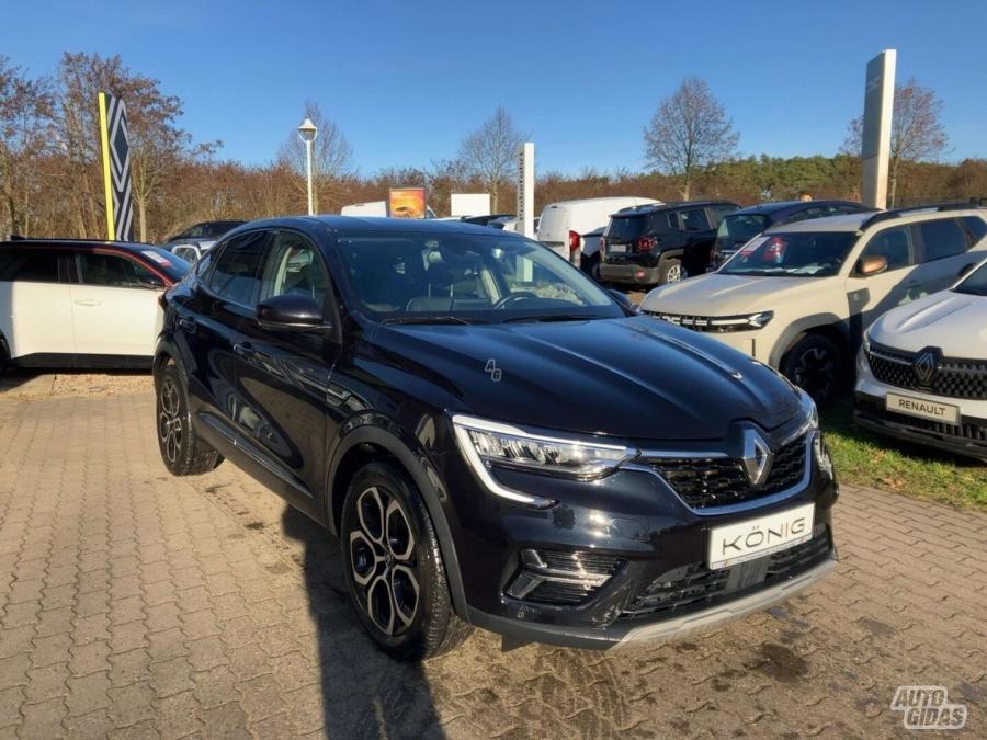 Black Renault Arkana 2022 in Kaunas, with an engine capacity of 1.30 L and mileage of 61 thousand km for 23429 €, photo 2 on AUTOMOTO.COM.LV