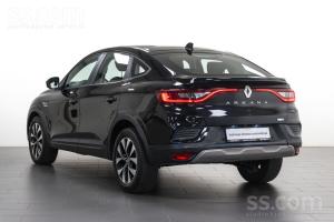 Melns Renault Arkana 2022 Rīga, ar dzinēja tilpumu 1.60 L un nobraukumu 72 tūkst. km par 17500 €, foto 4 vietnē AUTOMOTO.COM.LV
