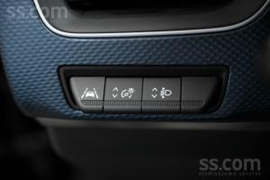 Melns Renault Arkana 2022 Rīga, ar dzinēja tilpumu 1.60 L un nobraukumu 72 tūkst. km par 17500 €, foto 17 vietnē AUTOMOTO.COM.LV