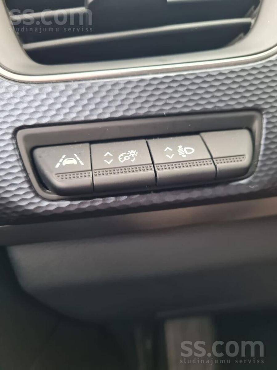 Melns Renault Arkana 2022 Jelgava, ar dzinēja tilpumu 1.60 L un nobraukumu 0 tūkst. km par 13490 €, foto 16 vietnē AUTOMOTO.COM.LV