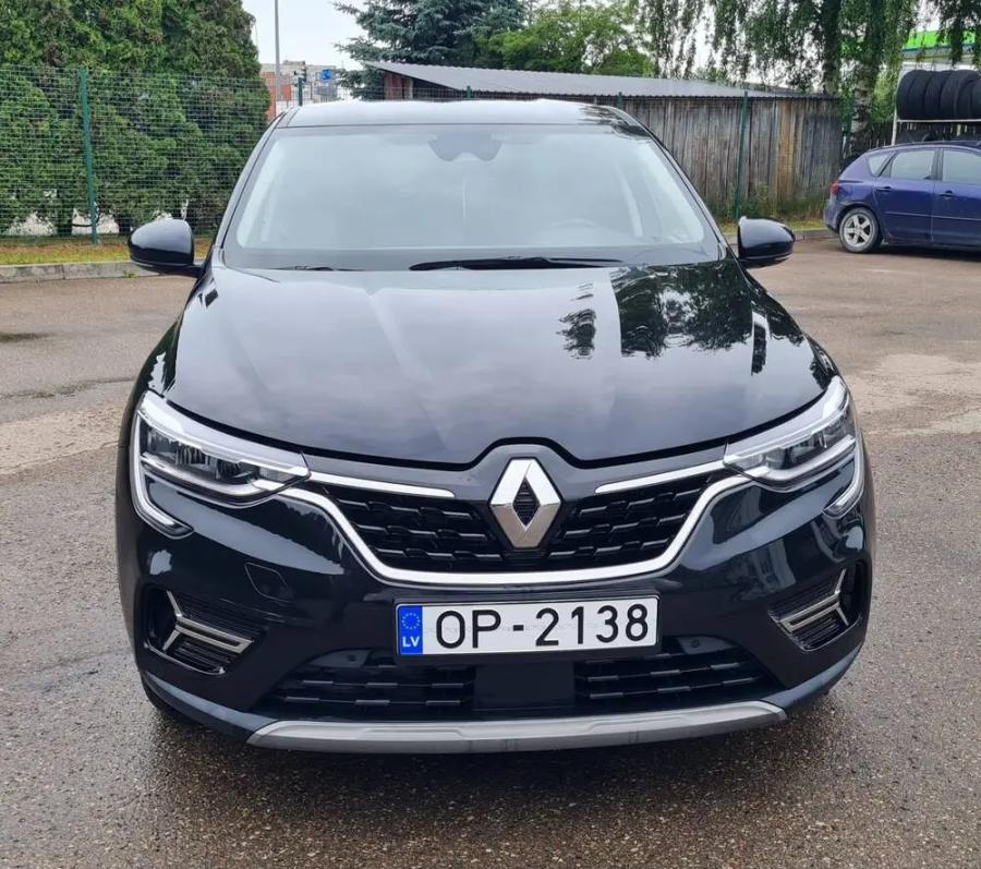 Melns Renault Arkana 2022 Jelgava, ar dzinēja tilpumu 1.60 L un nobraukumu 155 tūkst. km par 13490 €, foto 1 vietnē AUTOMOTO.COM.LV