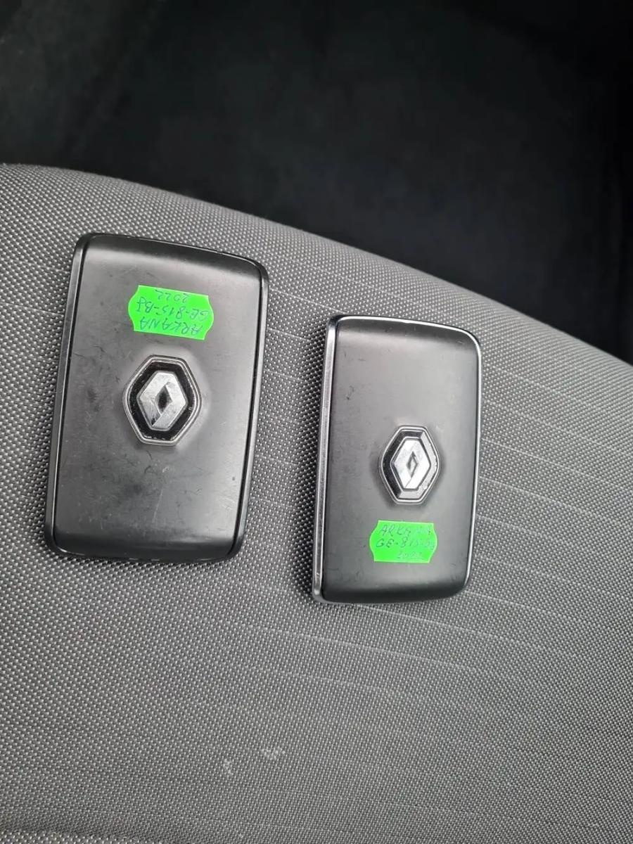 Melns Renault Arkana 2022 Jelgava, ar dzinēja tilpumu 1.60 L un nobraukumu 155 tūkst. km par 13490 €, foto 18 vietnē AUTOMOTO.COM.LV