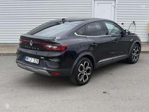 Black Renault Arkana 2022 in Vilnius, with an engine capacity of 1.60 L and mileage of 114 thousand km for 15900 €, photo 5 on AUTOMOTO.COM.LV