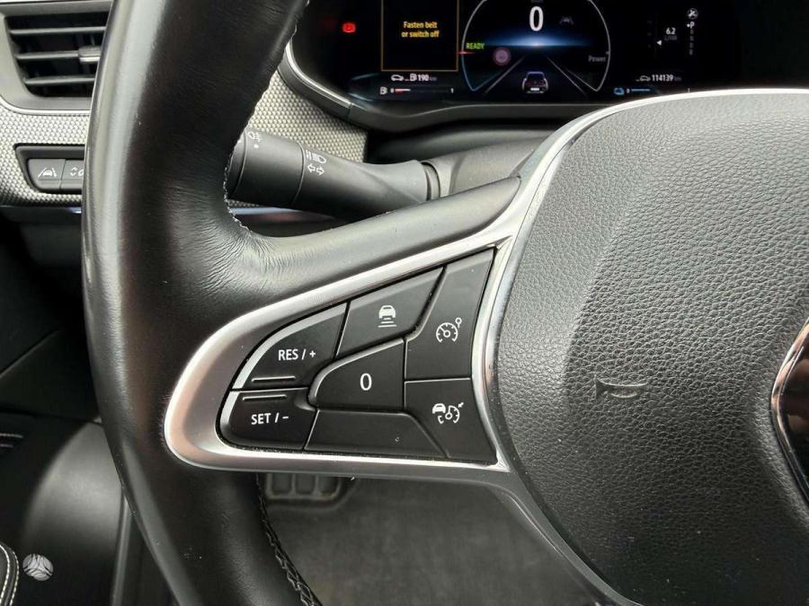 Black Renault Arkana 2022 in Vilnius, with an engine capacity of 1.60 L and mileage of 114 thousand km for 15900 €, photo 17 on AUTOMOTO.COM.LV