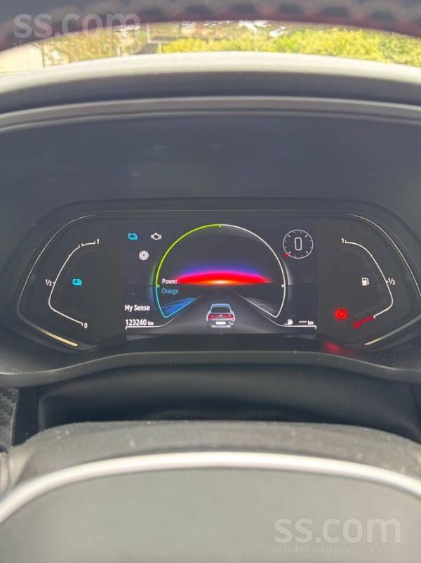 Melns Renault Arkana 2022 Rīga, ar dzinēja tilpumu 1.60 L un nobraukumu 123 tūkst. km par 15900 €, foto 8 vietnē AUTOMOTO.COM.LV