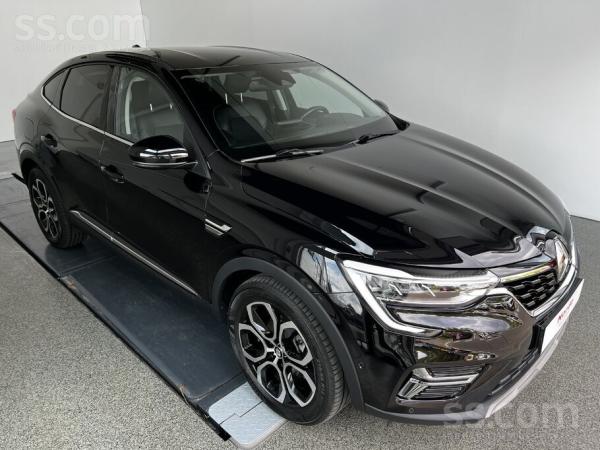 Melns Renault Arkana 2023 Rīga, ar dzinēja tilpumu 1.60 L un nobraukumu 35 tūkst. km par 21500 €, foto 2 vietnē AUTOMOTO.COM.LV