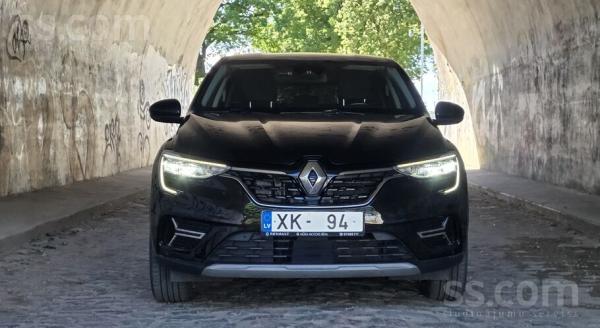 Black Renault Arkana 2023 in Jekabpils, with an engine capacity of 1.60 L and mileage of 65 thousand km for 21000 €, photo 10 on AUTOMOTO.COM.LV