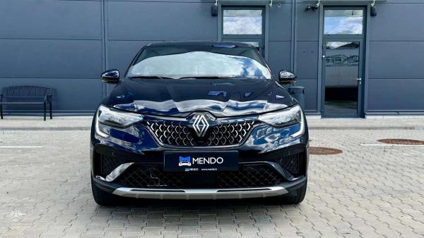 Black Renault Arkana 2025 in Vilnius, with an engine capacity of 1.60 L and mileage of 17 thousand km for 19590 €, photo 7 on AUTOMOTO.COM.LV