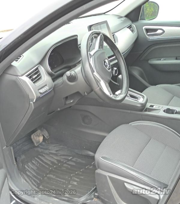 Black Renault Arkana 2021 in Tallinn, with an engine capacity of 1.30 L and mileage of 52 thousand km for 17900 €, photo 8 on AUTOMOTO.COM.LV