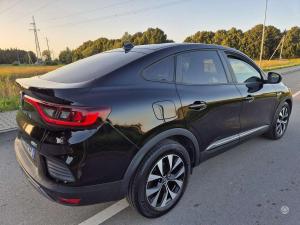 Melns Renault Arkana 2021 Tauragė, ar dzinēja tilpumu 1.60 L un nobraukumu 227 tūkst. km par 10300 €, foto 8 vietnē AUTOMOTO.COM.LV