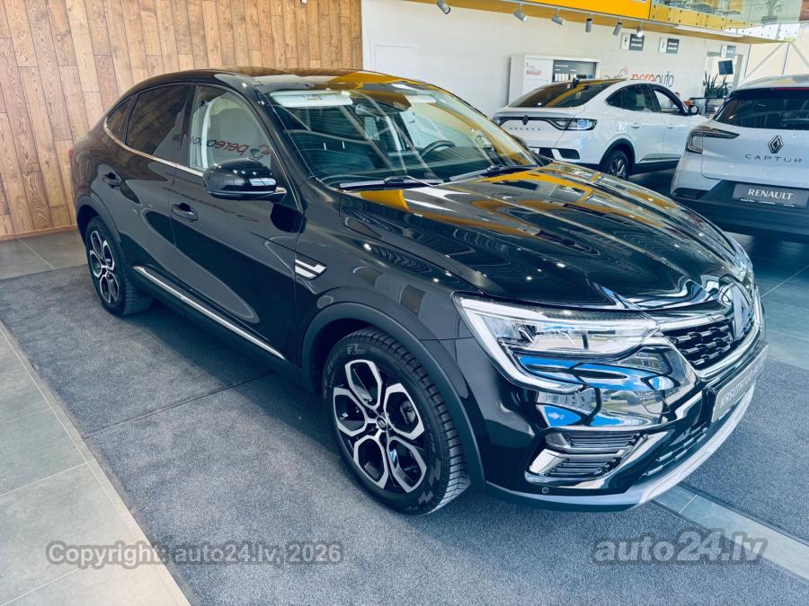 Melns Renault Arkana 2022 Pērnava, ar dzinēja tilpumu 1.60 L un nobraukumu 11 tūkst. km par 21900 €, foto 11 vietnē AUTOMOTO.COM.LV