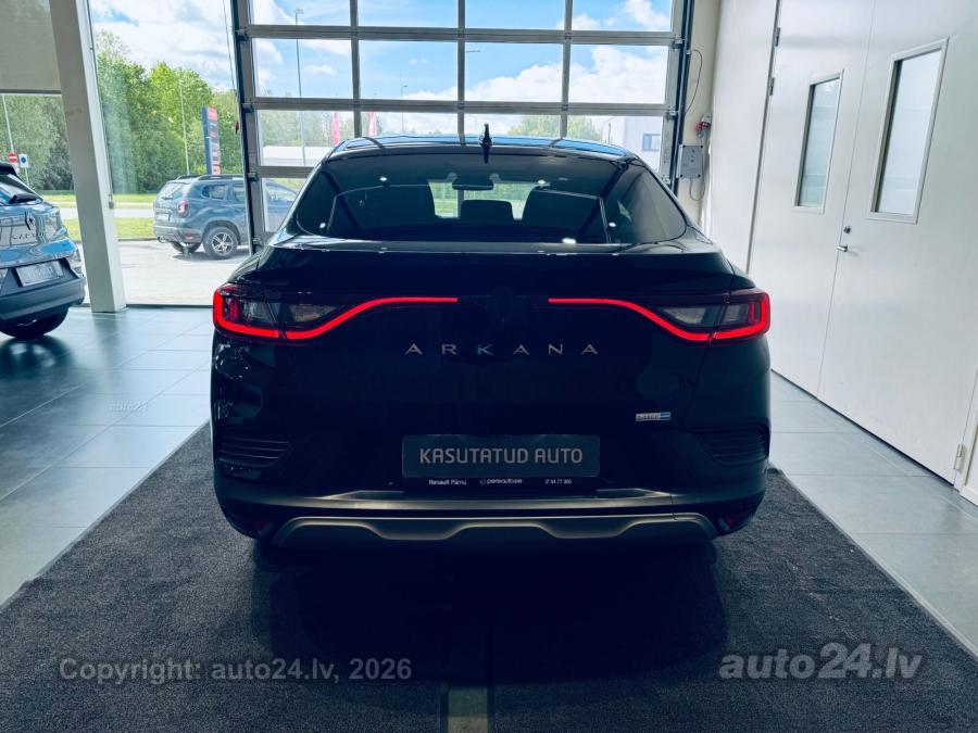 Melns Renault Arkana 2022 Pērnava, ar dzinēja tilpumu 1.60 L un nobraukumu 11 tūkst. km par 21900 €, foto 14 vietnē AUTOMOTO.COM.LV