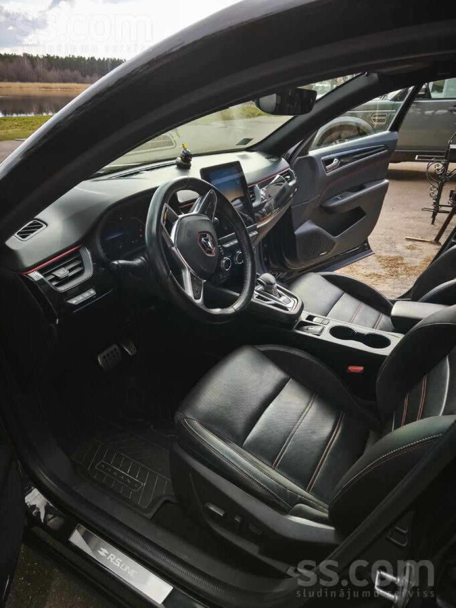 Black Renault Arkana 2022 in Jurmala, with an engine capacity of 1.60 L and mileage of 87 thousand km for 25000 €, photo 9 on AUTOMOTO.COM.LV