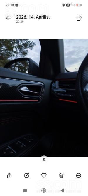 Black Renault Arkana 2022 in Jurmala, with an engine capacity of 1.60 L and mileage of 87 thousand km for 25000 €, photo 15 on AUTOMOTO.COM.LV