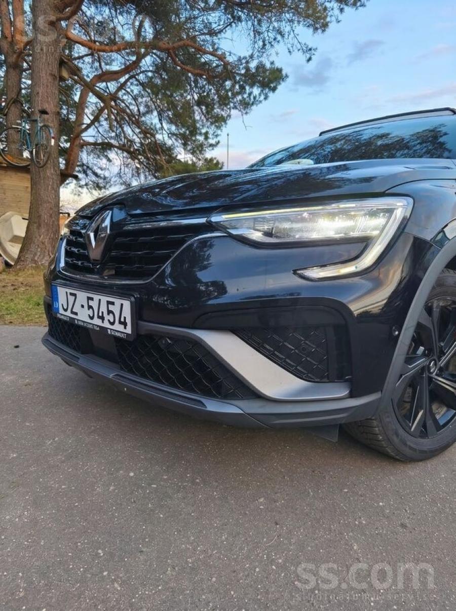 Black Renault Arkana 2022 in Jurmala, with an engine capacity of 1.60 L and mileage of 100 thousand km for 22500 €, photo 7 on AUTOMOTO.COM.LV