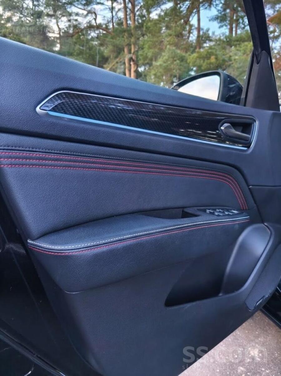 Black Renault Arkana 2022 in Jurmala, with an engine capacity of 1.60 L and mileage of 100 thousand km for 22500 €, photo 10 on AUTOMOTO.COM.LV