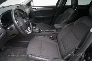 Black Renault Arkana 2023 in Tallinn, with an engine capacity of 1.30 L and mileage of 34 thousand km for 18990 €, photo 8 on AUTOMOTO.COM.LV