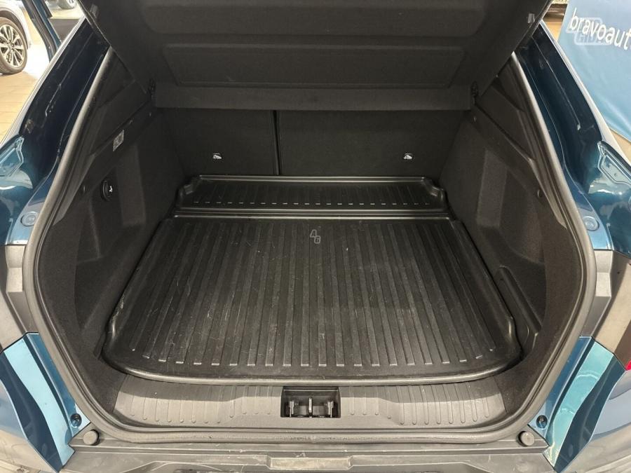 Blue Renault Arkana 2022 in Vilnius, with an engine capacity of 1.60 L and mileage of 67 thousand km for 19700 €, photo 17 on AUTOMOTO.COM.LV