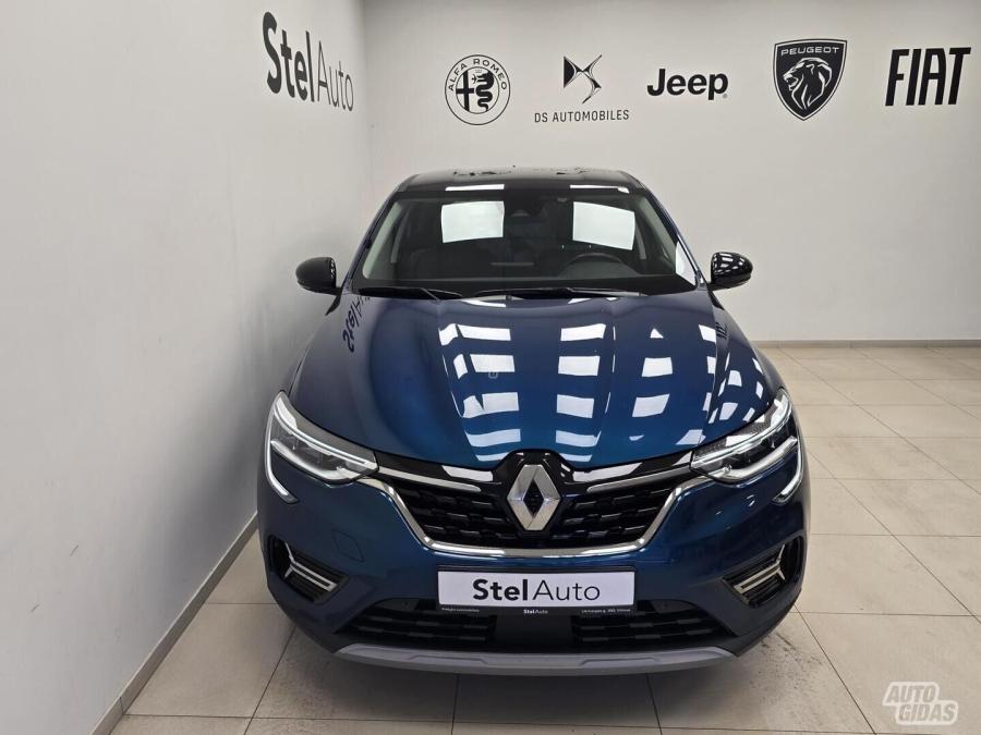 Blue Renault Arkana 2023 in Vilnius, with an engine capacity of 1.60 L and mileage of 49 thousand km for 18500 €, photo 3 on AUTOMOTO.COM.LV