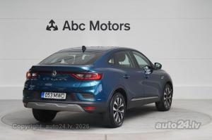 Blue Renault Arkana 2021 in Tallinn, with an engine capacity of 1.30 L and mileage of 115 thousand km for 13990 €, photo 5 on AUTOMOTO.COM.LV