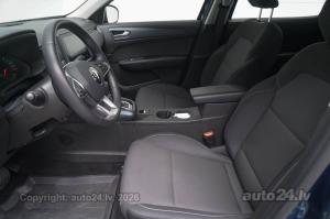 Blue Renault Arkana 2021 in Tallinn, with an engine capacity of 1.30 L and mileage of 115 thousand km for 13990 €, photo 8 on AUTOMOTO.COM.LV