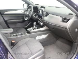 Blue Renault Arkana 2024 in Tallinn, with an engine capacity of 1.60 L and mileage of 46 thousand km for 23900 €, photo 9 on AUTOMOTO.COM.LV