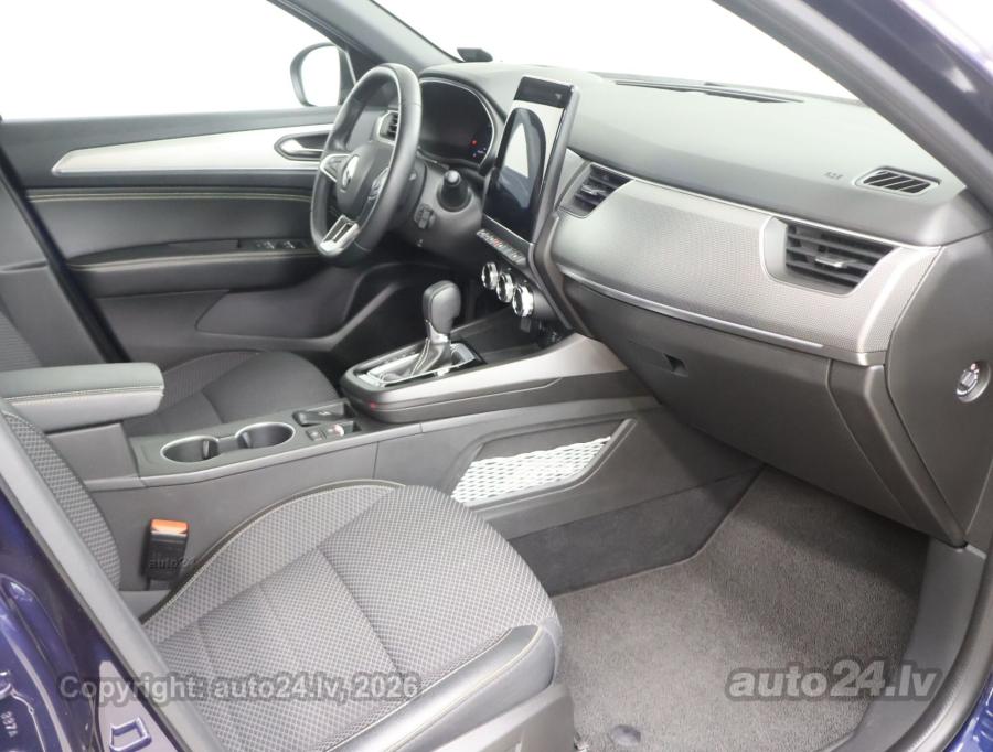 Blue Renault Arkana 2024 in Tallinn, with an engine capacity of 1.60 L and mileage of 46 thousand km for 23900 €, photo 9 on AUTOMOTO.COM.LV