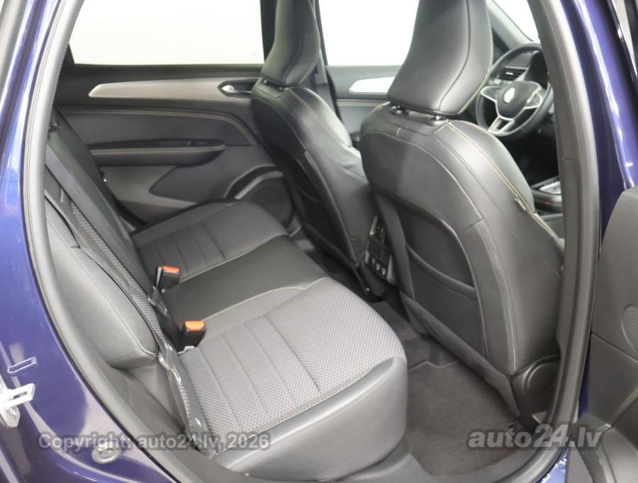 Blue Renault Arkana 2024 in Tallinn, with an engine capacity of 1.60 L and mileage of 46 thousand km for 23900 €, photo 10 on AUTOMOTO.COM.LV