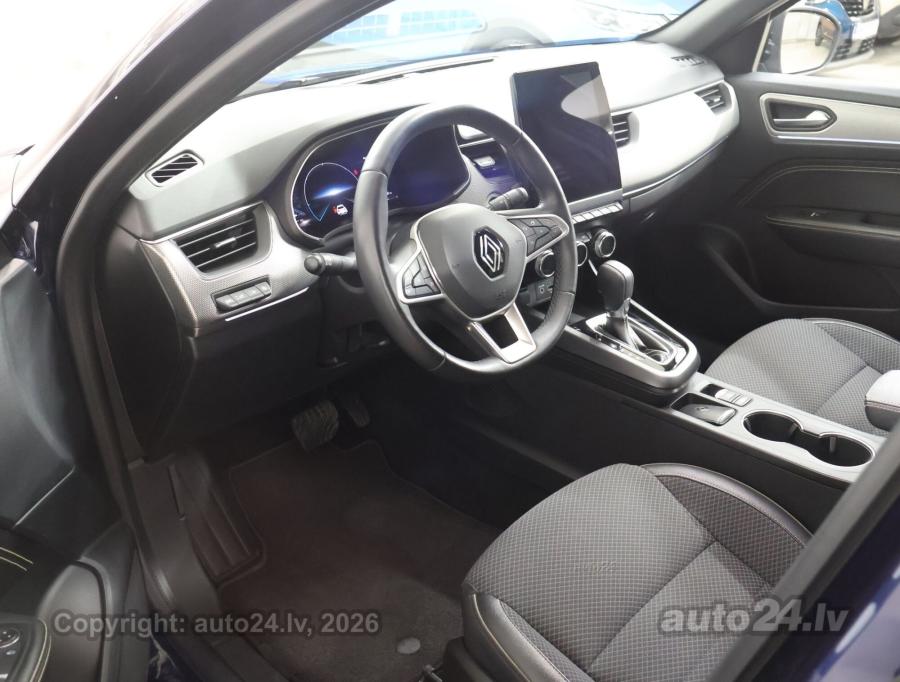 Blue Renault Arkana 2024 in Tallinn, with an engine capacity of 1.60 L and mileage of 46 thousand km for 23900 €, photo 11 on AUTOMOTO.COM.LV