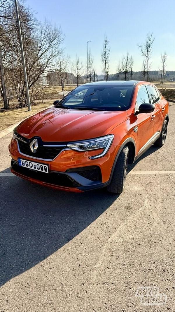 Renault Arkana 2022 Viļņa, ar dzinēja tilpumu 1.60 L un nobraukumu 60 tūkst. km par 19000 €, foto 1 vietnē AUTOMOTO.COM.LV