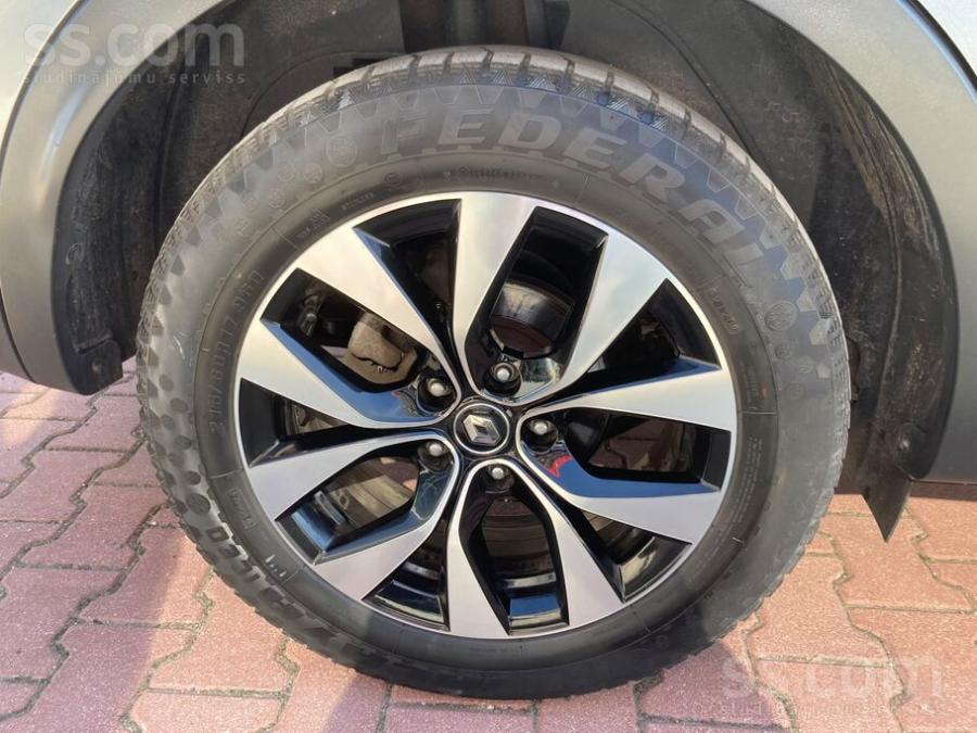 Grey Renault Arkana 2021 in Daugavpils, with an engine capacity of 1.30 L and mileage of 64 thousand km for 15000 €, photo 29 on AUTOMOTO.COM.LV