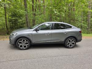 Pelēks Renault Arkana 2021 Viļņa, ar dzinēja tilpumu 1.30 L un nobraukumu 76 tūkst. km par 18000 €, foto 4 vietnē AUTOMOTO.COM.LV