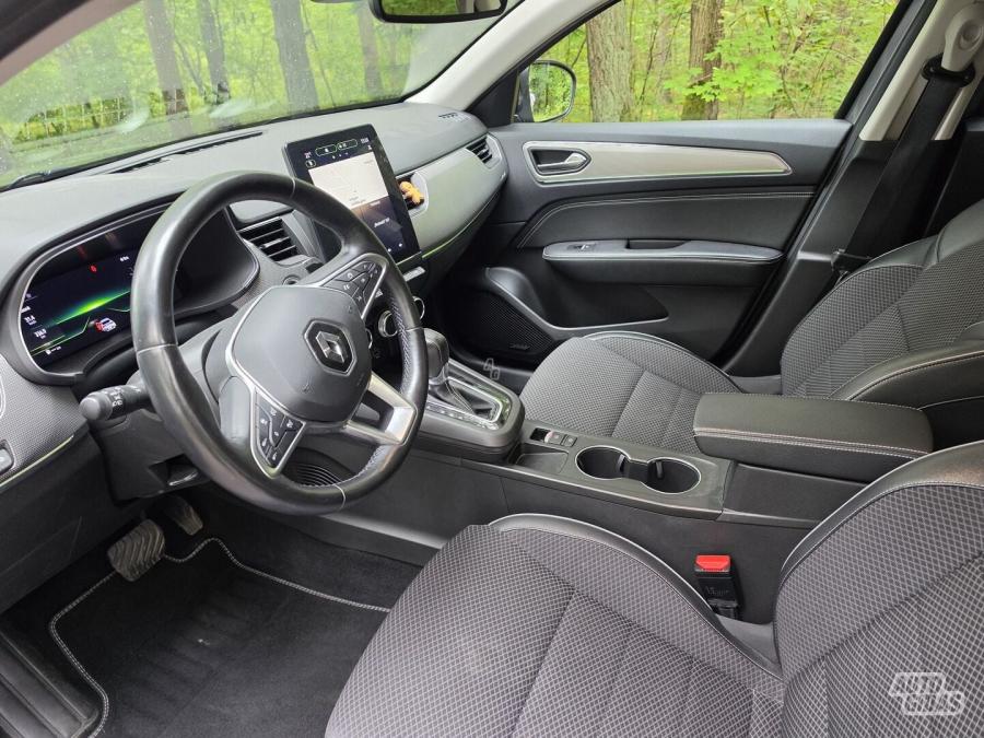 Pelēks Renault Arkana 2021 Viļņa, ar dzinēja tilpumu 1.30 L un nobraukumu 76 tūkst. km par 18000 €, foto 8 vietnē AUTOMOTO.COM.LV