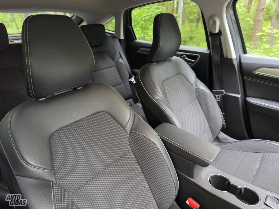 Pelēks Renault Arkana 2021 Viļņa, ar dzinēja tilpumu 1.30 L un nobraukumu 76 tūkst. km par 18000 €, foto 11 vietnē AUTOMOTO.COM.LV