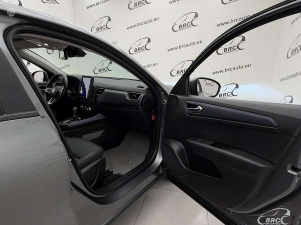 Pelēks Renault Arkana 2021 Viļņa, ar dzinēja tilpumu 1.60 L un nobraukumu 31 tūkst. km par 14990 €, foto 9 vietnē AUTOMOTO.COM.LV
