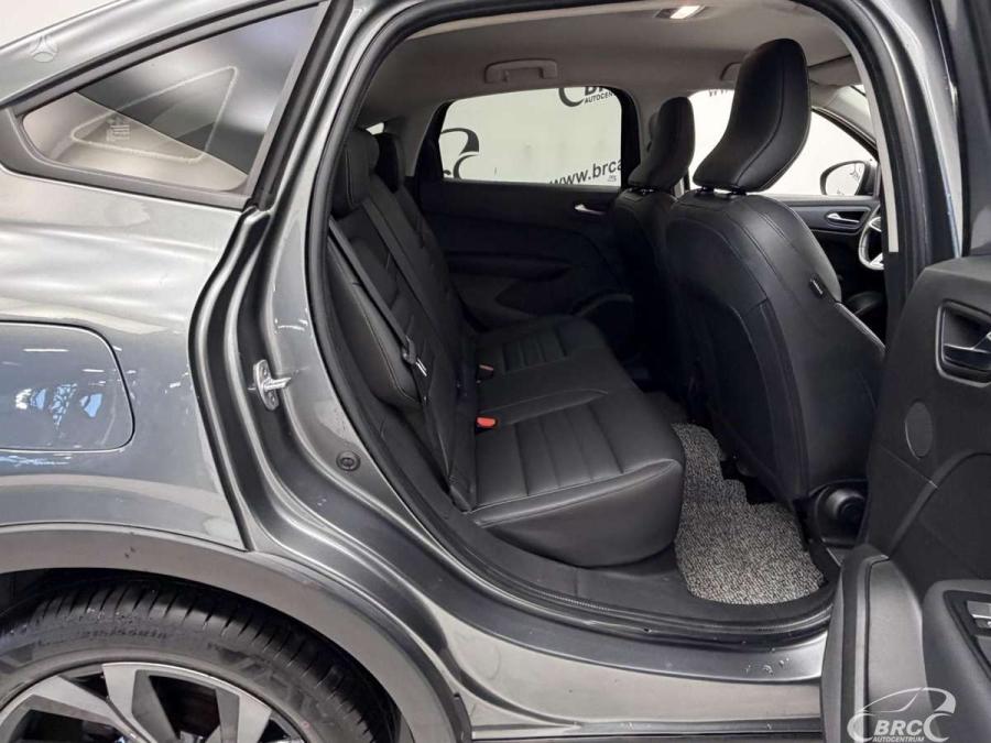 Grey Renault Arkana 2021 in Vilnius, with an engine capacity of 1.60 L and mileage of 31 thousand km for 14990 €, photo 11 on AUTOMOTO.COM.LV