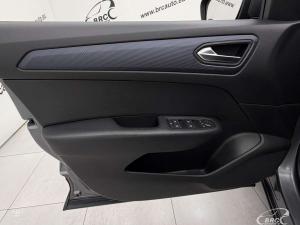 Grey Renault Arkana 2021 in Vilnius, with an engine capacity of 1.60 L and mileage of 31 thousand km for 14990 €, photo 21 on AUTOMOTO.COM.LV