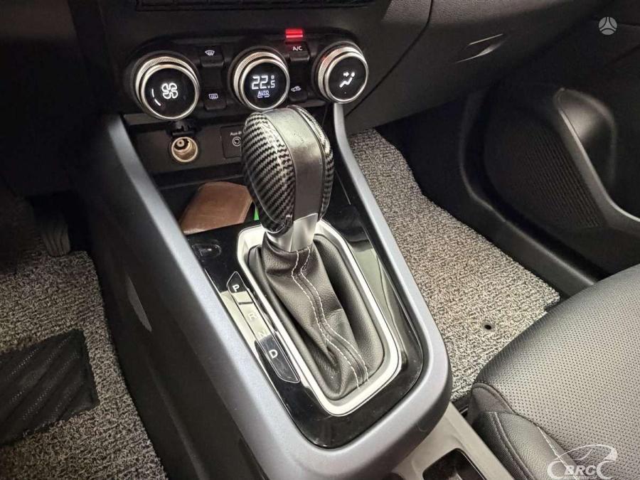 Grey Renault Arkana 2021 in Vilnius, with an engine capacity of 1.60 L and mileage of 31 thousand km for 14990 €, photo 27 on AUTOMOTO.COM.LV